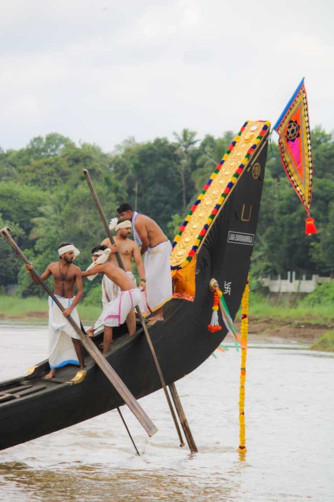 Onam Special Aranmula Boat Race at Pathanamthitta, Kerala - Kuntala's ...